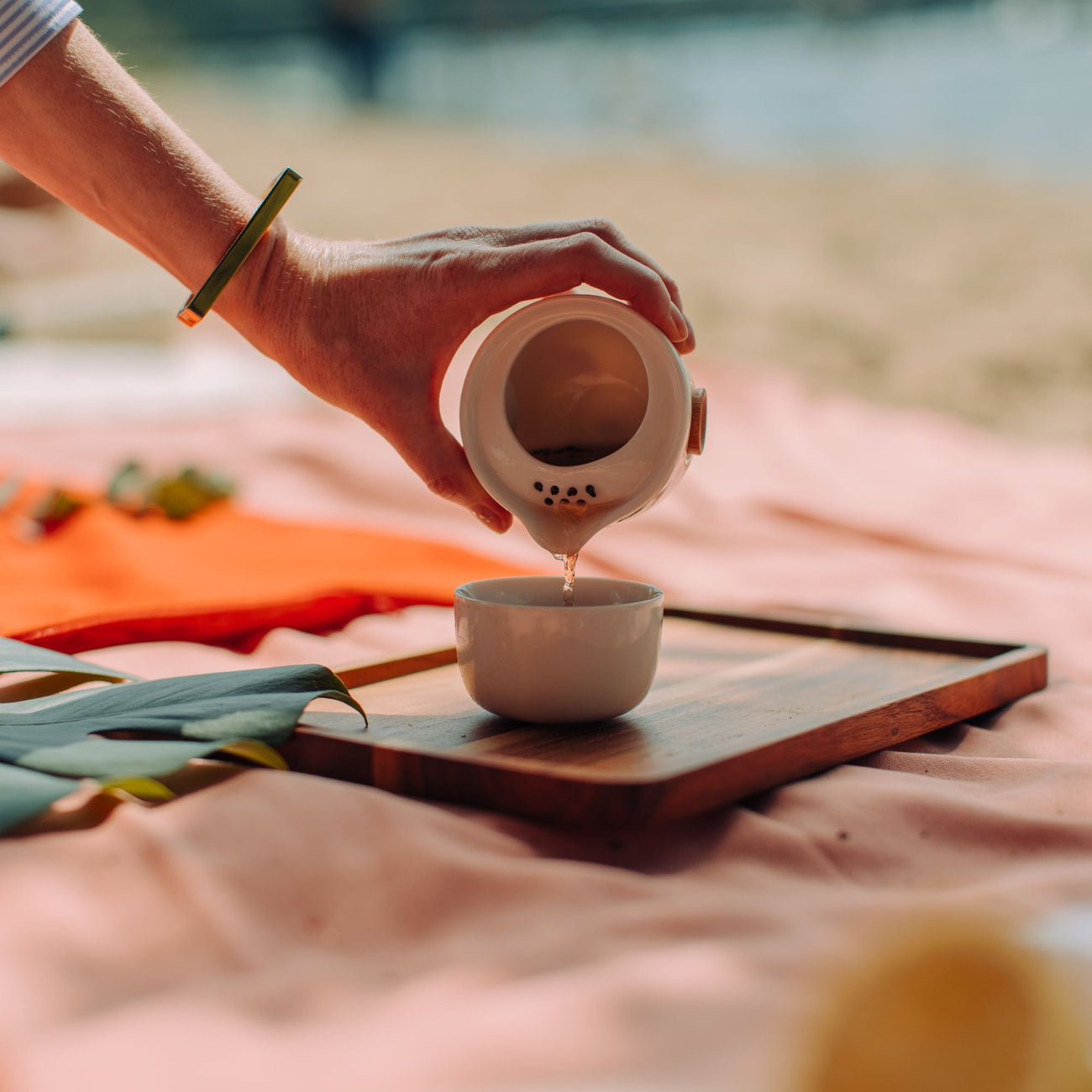 Discover Our "Be-Bop White" Teapot - Bop to the Beat